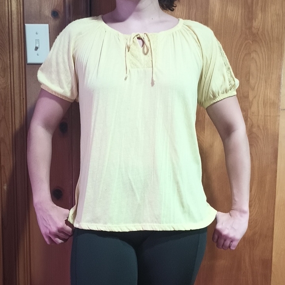 Kim Rogers | Tops | Kim Rogers Light Yellow Blouse | Poshmark